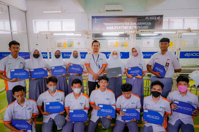STUDENT STARTER PACK (SSP) AXIOO CLASS PROGRAM SMK PERTIWI KUNINGAN